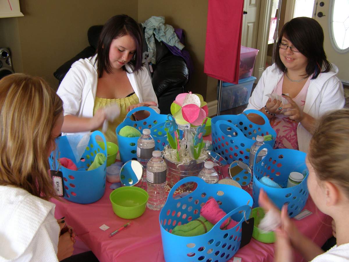 Spa-Tacular Experience Birthday Party Ideas | Photo 1 of 13 | Catch My ...