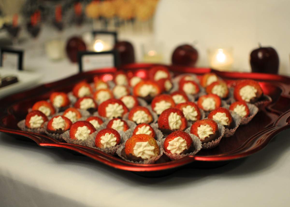 Twilight Ladies Night Party Ideas | Photo 6 of 15 | Catch My Party