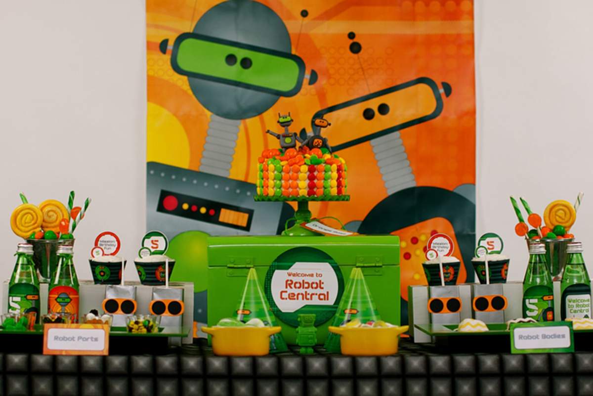 Robots Birthday Party Ideas | Photo 1 of 16 | Catch My Party