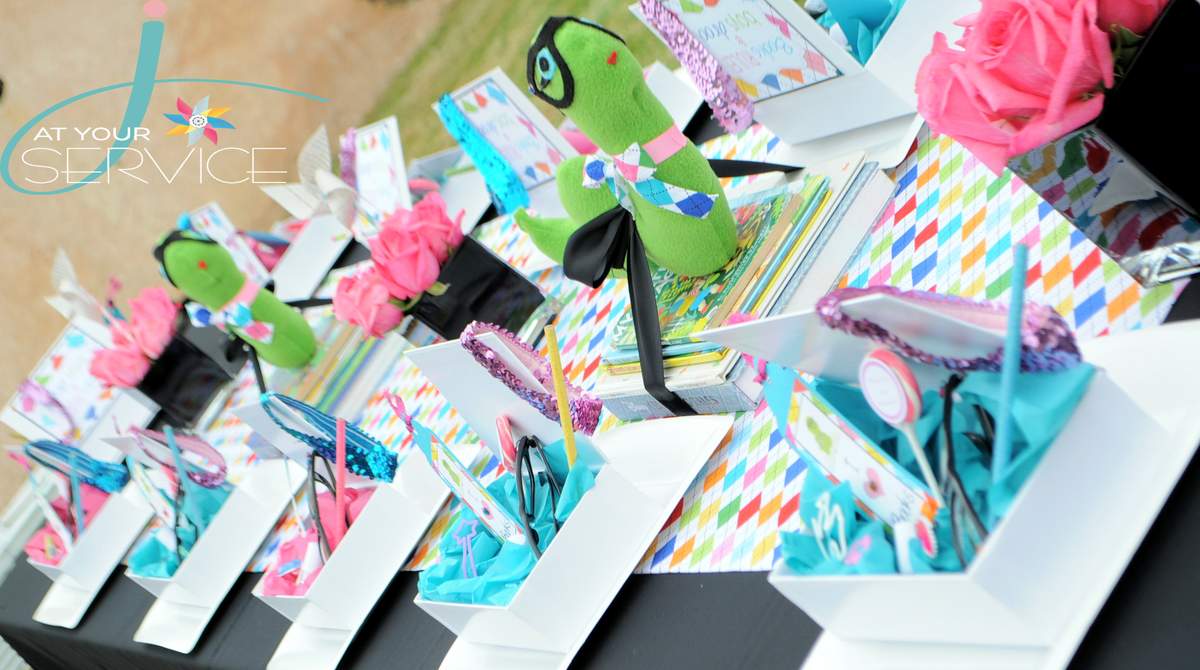 Bookworm Birthday Party Ideas | Photo 2 of 50 | Catch My Party