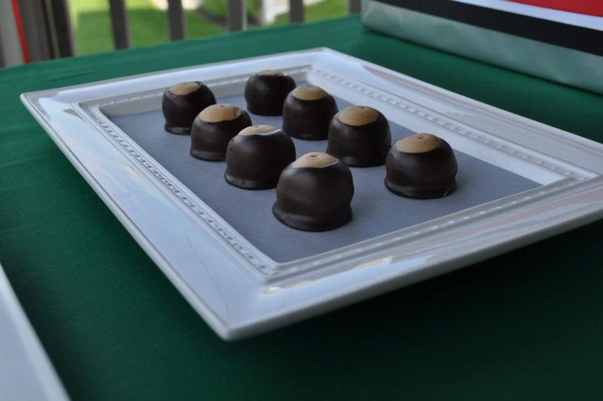 Ohio State Buckeyes Football Football Party Ideas | Photo 1 of 14 ...