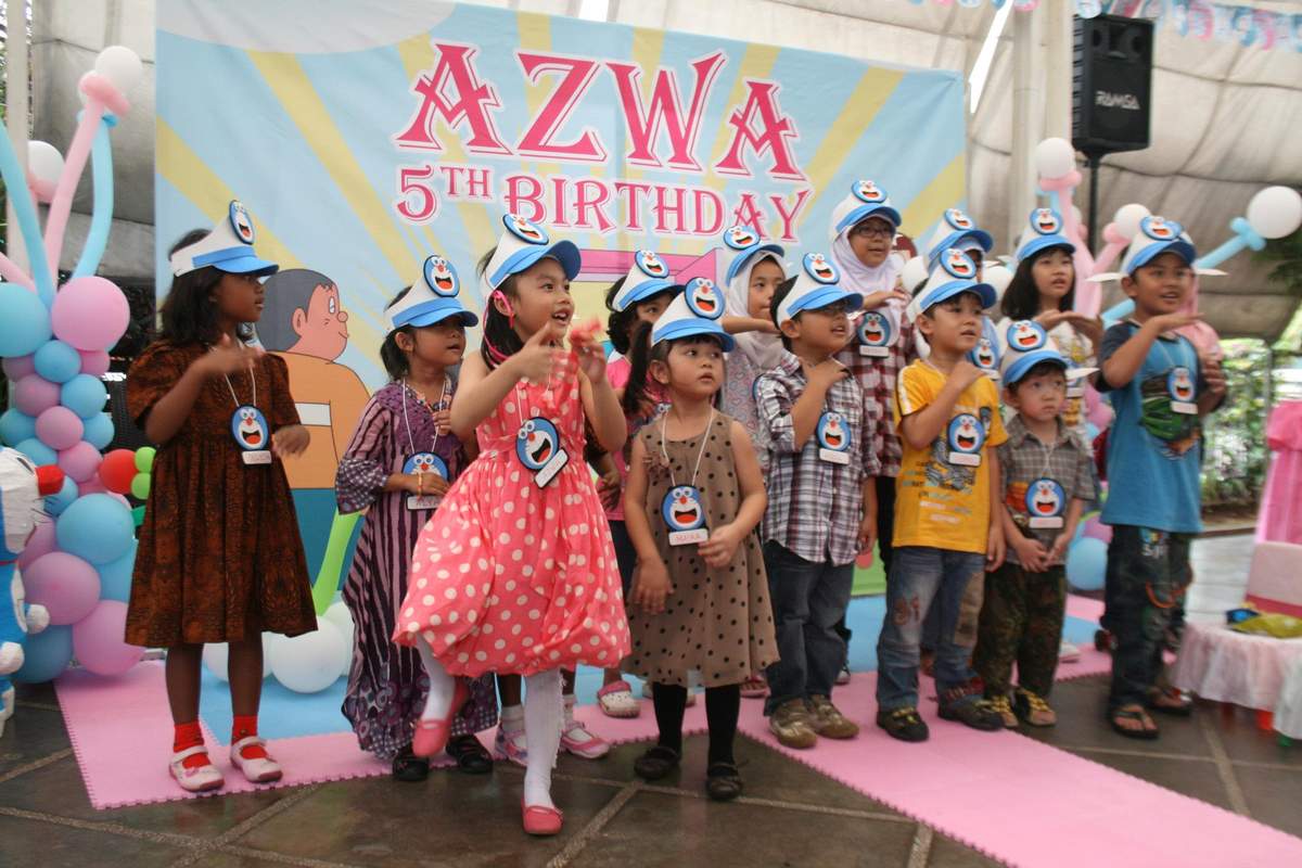 Doraemon Party Birthday Party Ideas | Photo 8 of 15 | Catch My Party