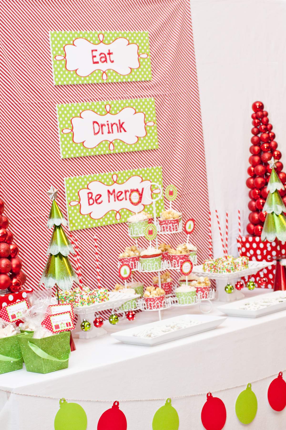 Holiday Christmas Christmas/Holiday Party Ideas | Photo 1 of 12 | Catch ...