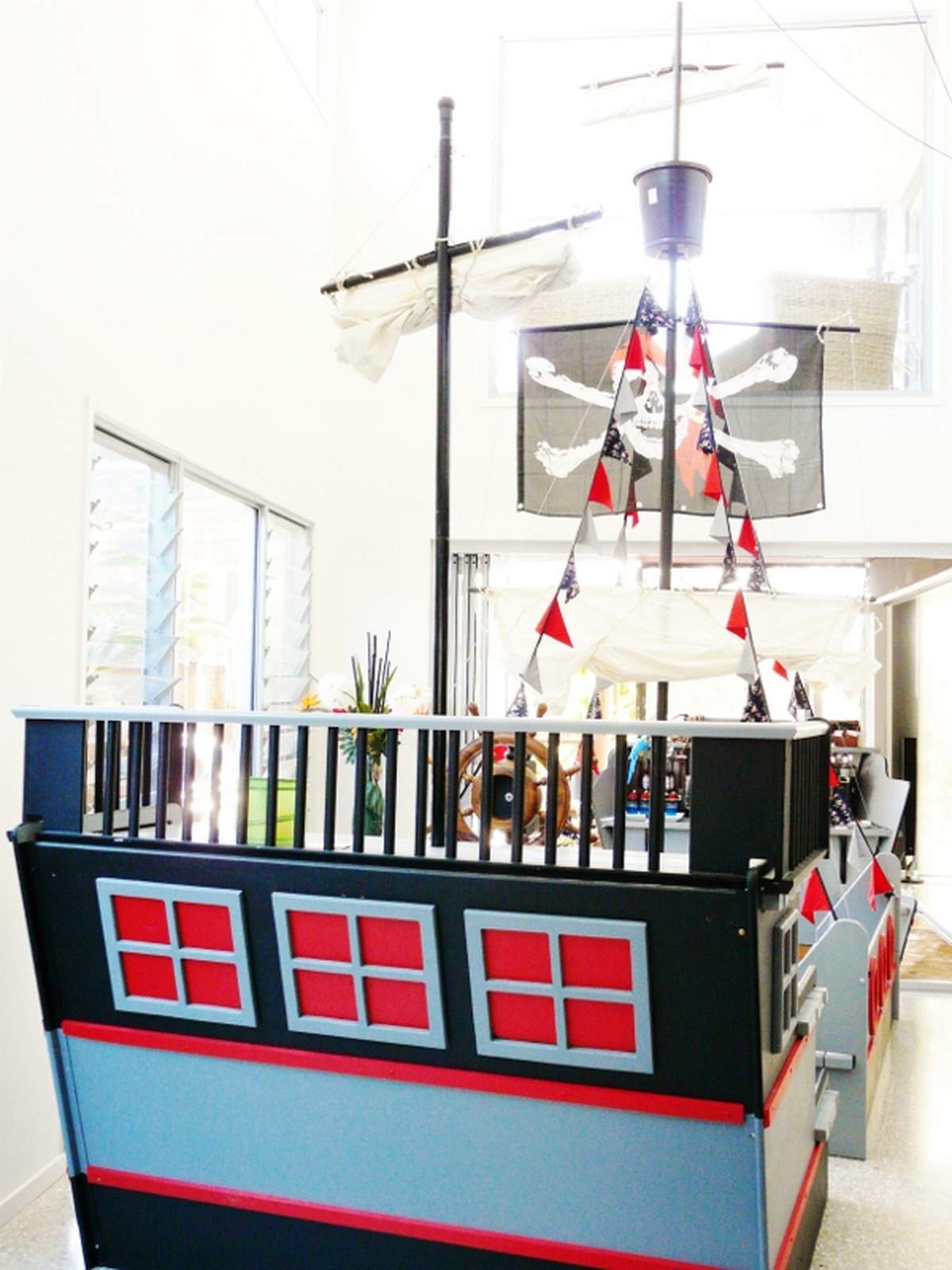 Pirate Bash Party Birthday Party Ideas | Photo 17 of 25 | Catch My Party