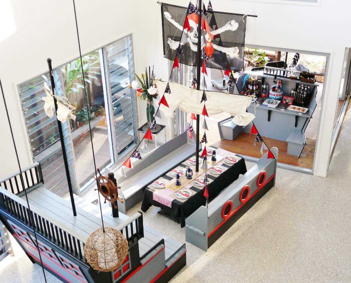 Pirate Bash Party Birthday Party Ideas | Photo 3 of 25 | Catch My Party