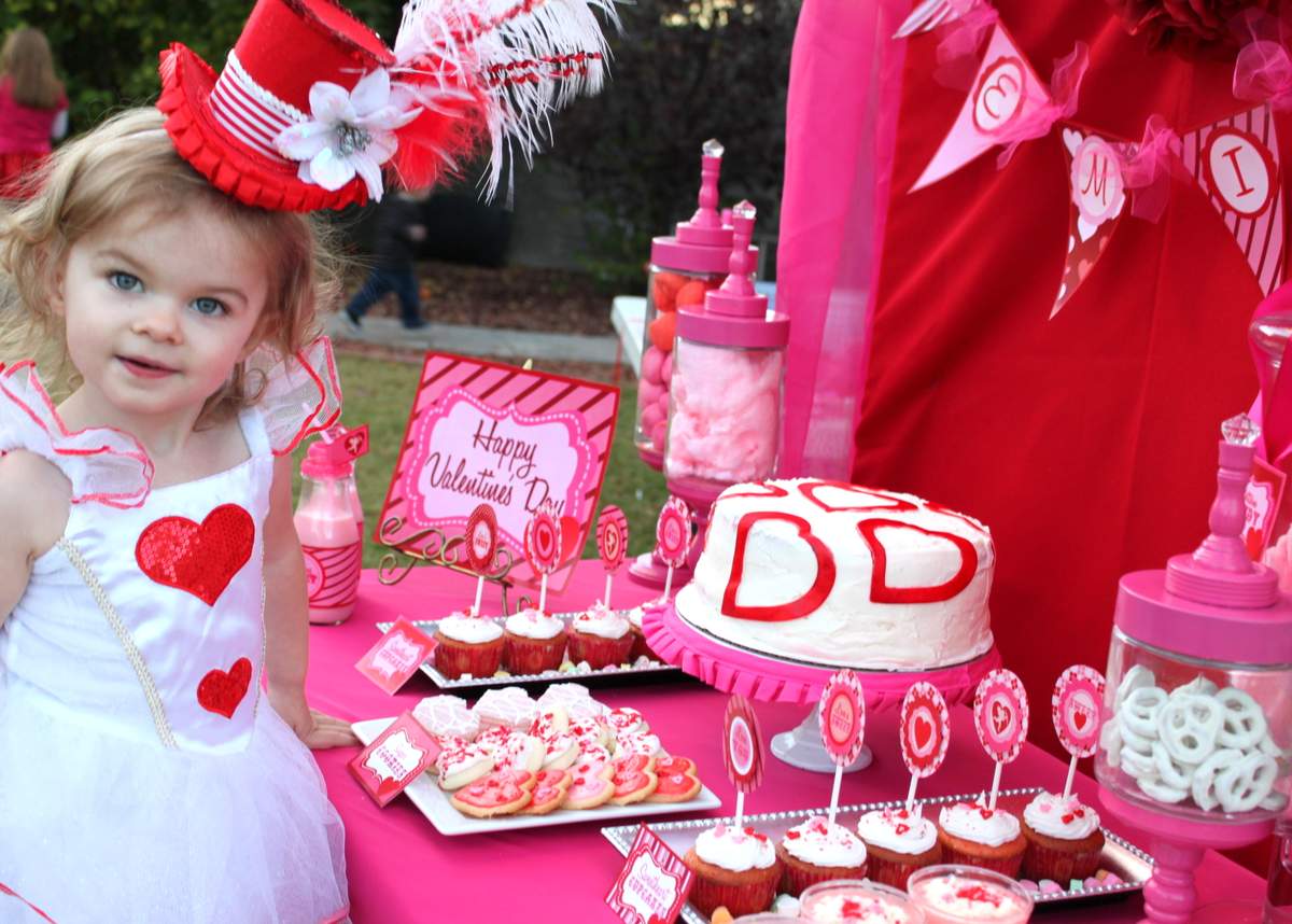 Valentine's Day Party Ideas | Photo 11 of 19 | Catch My Party