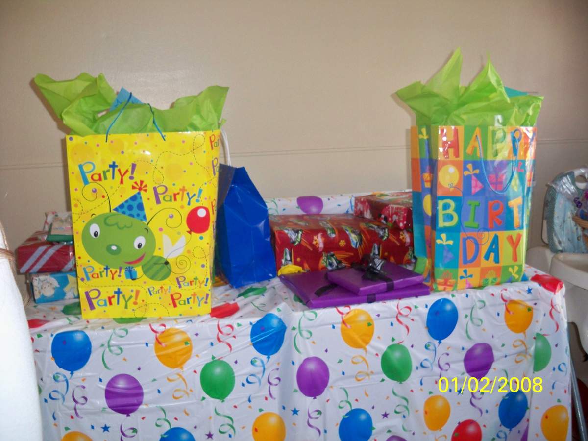 Super Mario Bros/Mickey Mouse Birthday Party Ideas | Photo 3 of 17 ...