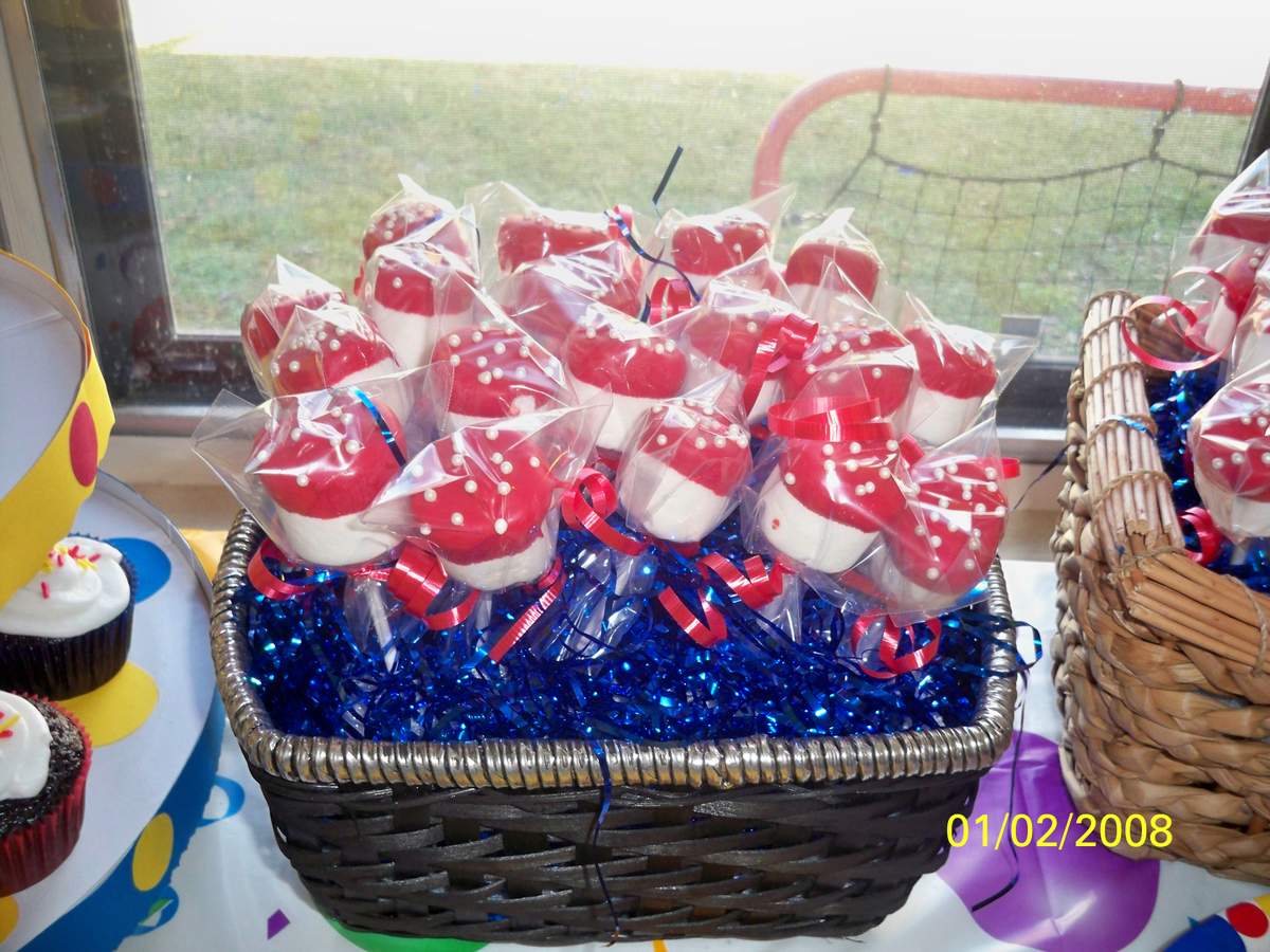 Super Mario Bros/Mickey Mouse Birthday Party Ideas | Photo 3 of 17 ...