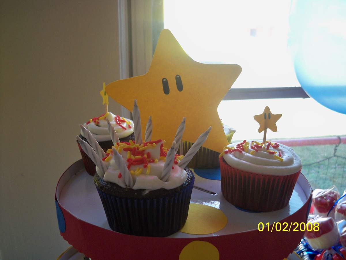 Super Mario Bros/Mickey Mouse Birthday Party Ideas | Photo 3 of 17 ...
