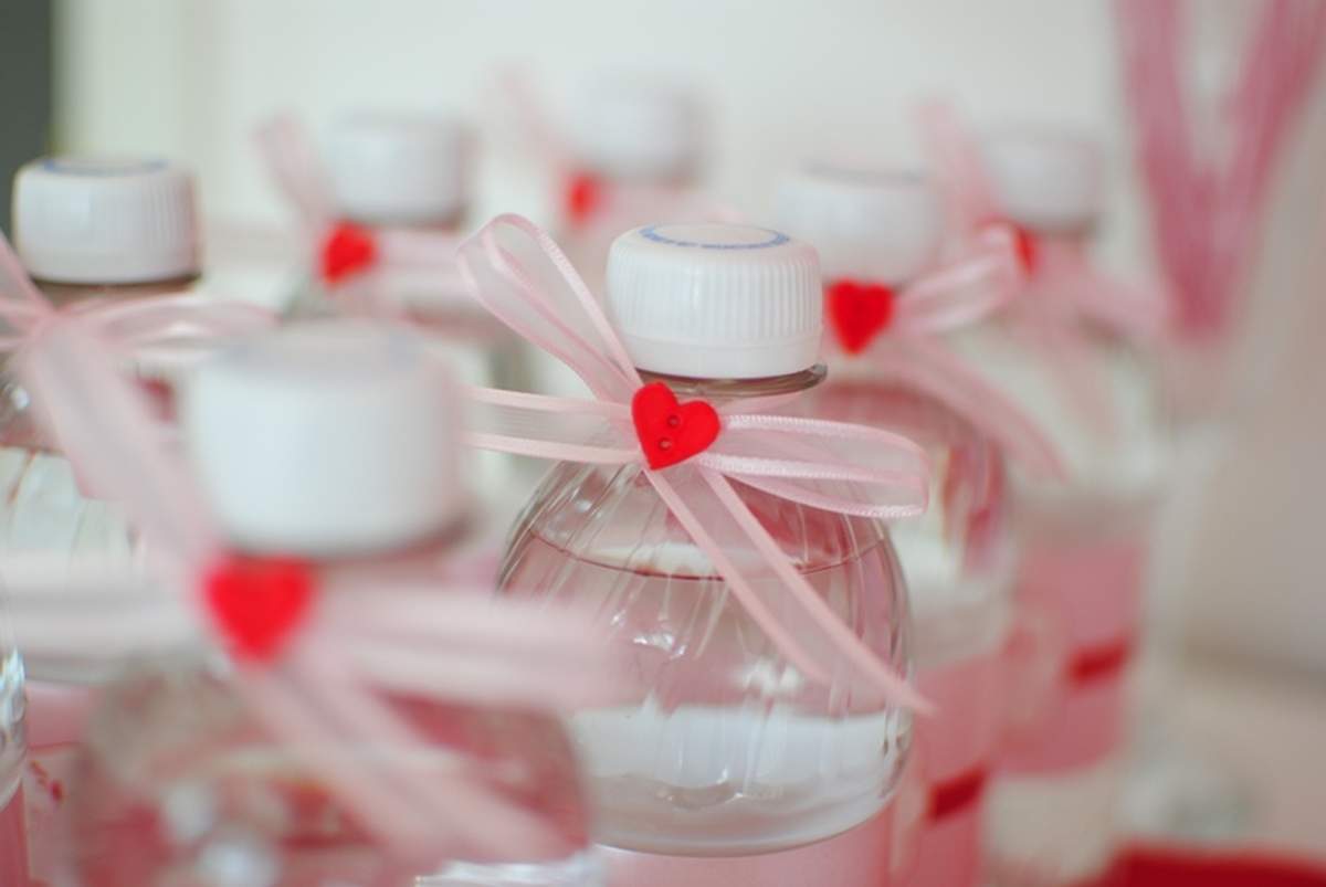 Sweet Love Bird Brunch Valentine's Day Party Ideas | Photo 2 of 34 ...