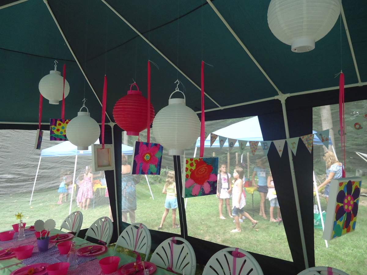 Flower Power Birthday Party Ideas | Photo 12 of 16 | Catch My Party