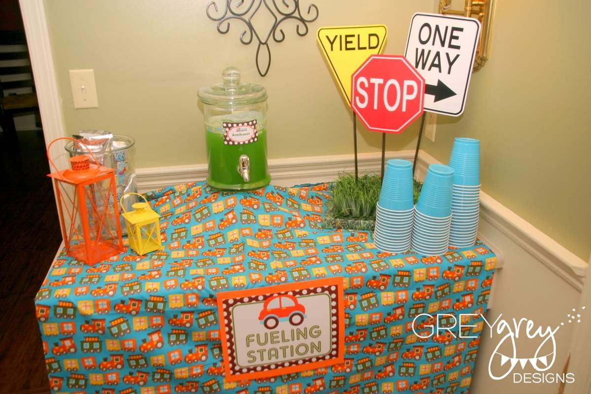 Birthday Party Ideas | Photo 2 of 22 | Catch My Party