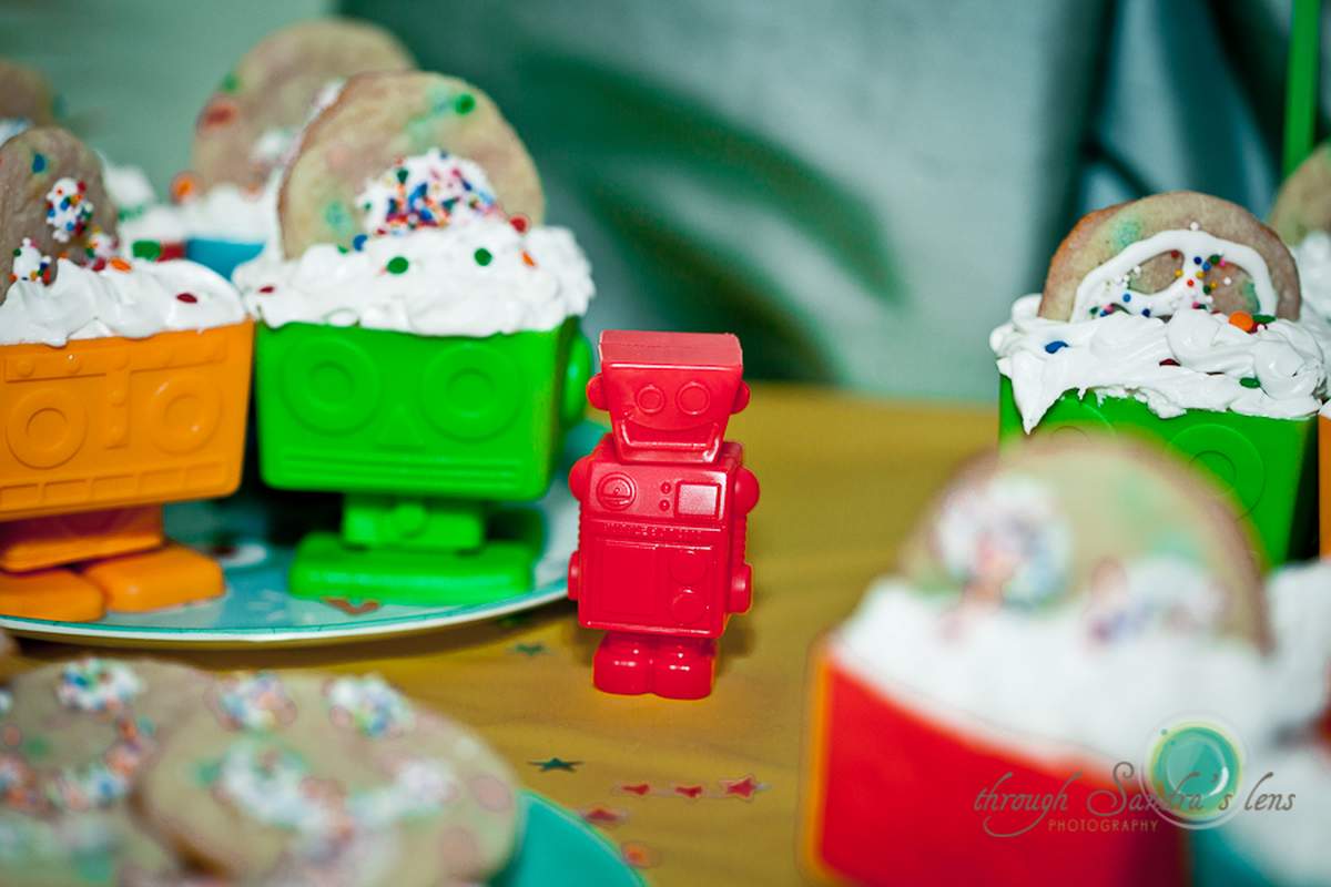 Robot Birthday Party Ideas | Photo 4 of 83 | Catch My Party