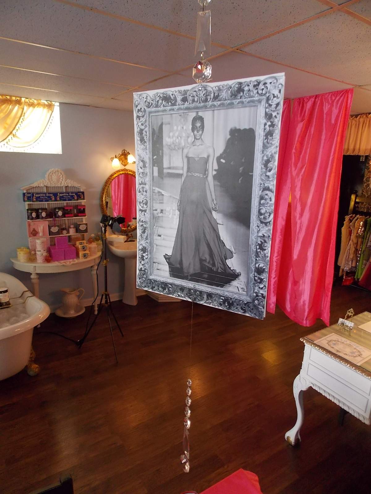 Runway Diva Party Birthday Party Ideas | Photo 5 of 23 | Catch My Party