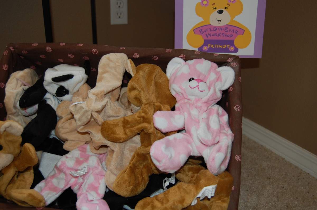 Build-A-Bear Birthday Party Ideas | Photo 2 of 16 | Catch My Party