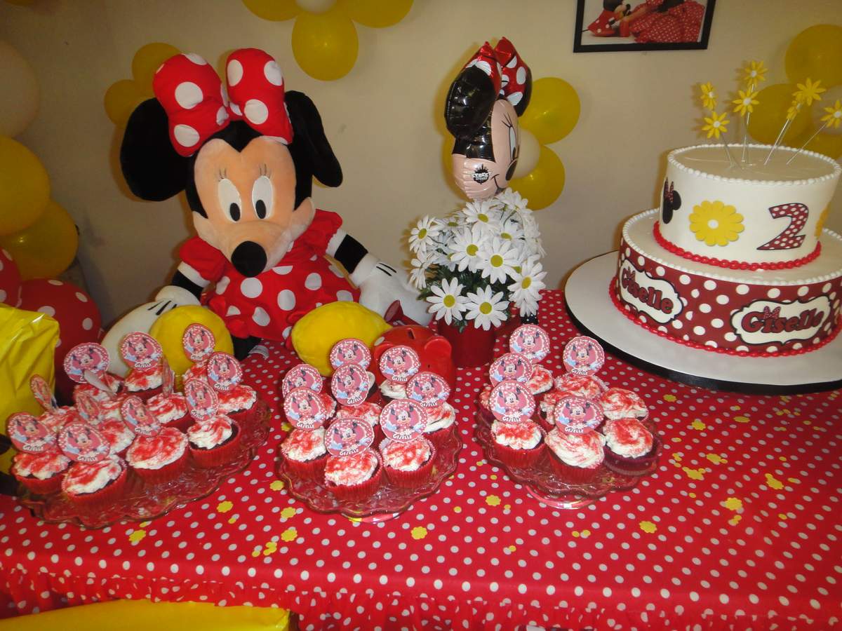 Minnie Mouse Red Polka Dots Birthday Party Ideas | Photo 4 of 77 ...