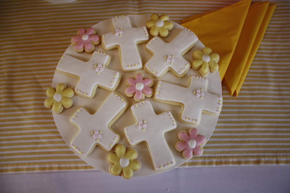 Pink and Yellow Flowers First Communion Party Ideas | Photo 10 of 18 ...