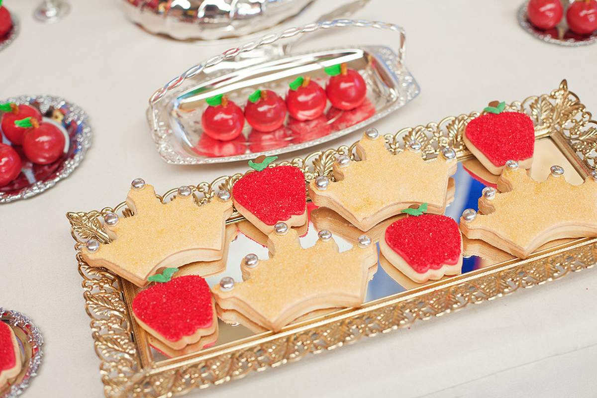 Snow White Princess Birthday Party Ideas | Photo 6 of 18 | Catch My Party