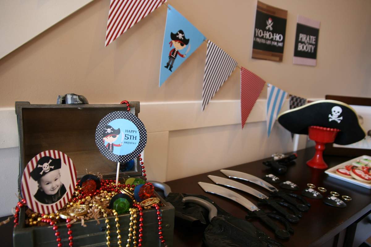 Pirate Party Birthday Party Ideas | Photo 16 of 21 | Catch My Party
