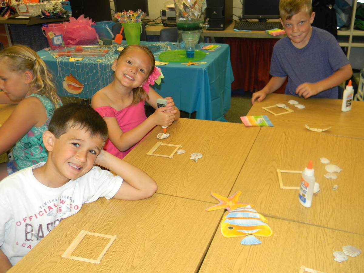 Under the Sea Graduation/End of School Party Ideas | Photo 1 of 12 ...