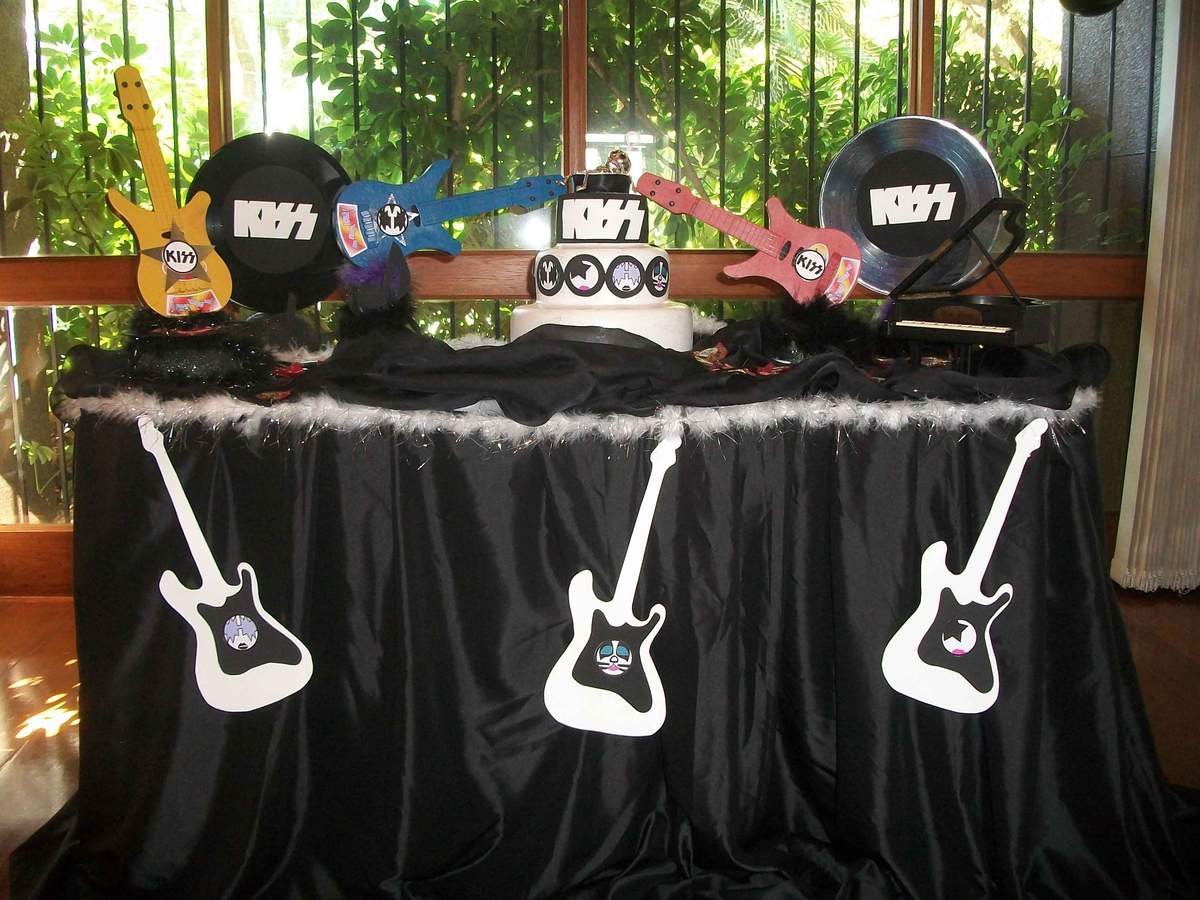Rock Kiss Birthday Party Ideas | Photo 2 of 9 | Catch My Party
