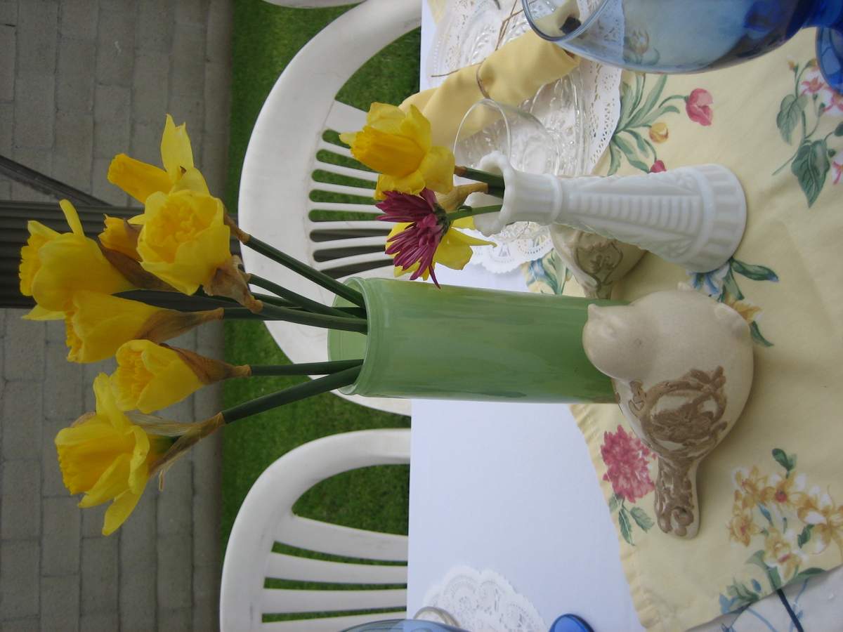 Friendship Spring Party Ideas | Photo 2 of 39 | Catch My Party