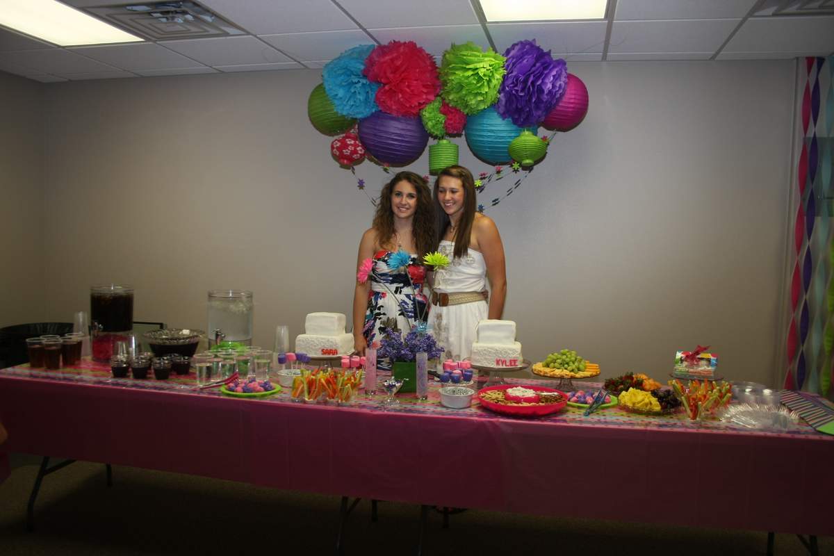 Pops of Color Graduation/End of School Party Ideas | Photo 1 of 4 ...