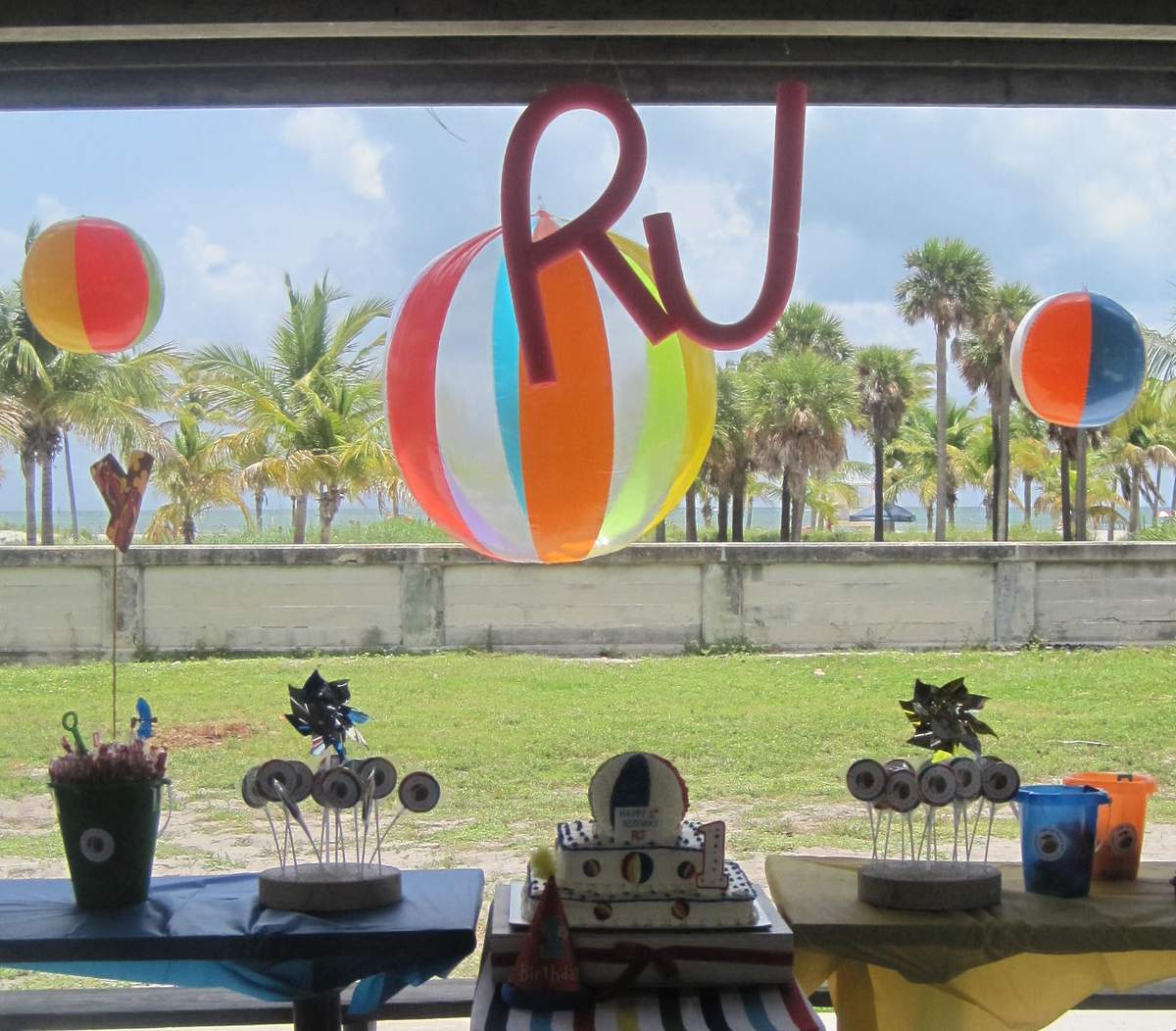 Beach Ball Bash Birthday Party Ideas | Photo 16 of 18 | Catch My Party