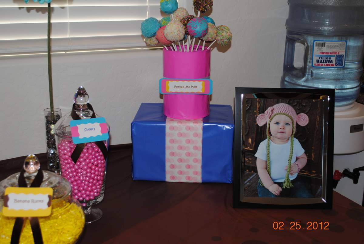 Mod Monkey Birthday Party Ideas | Photo 1 of 47 | Catch My Party