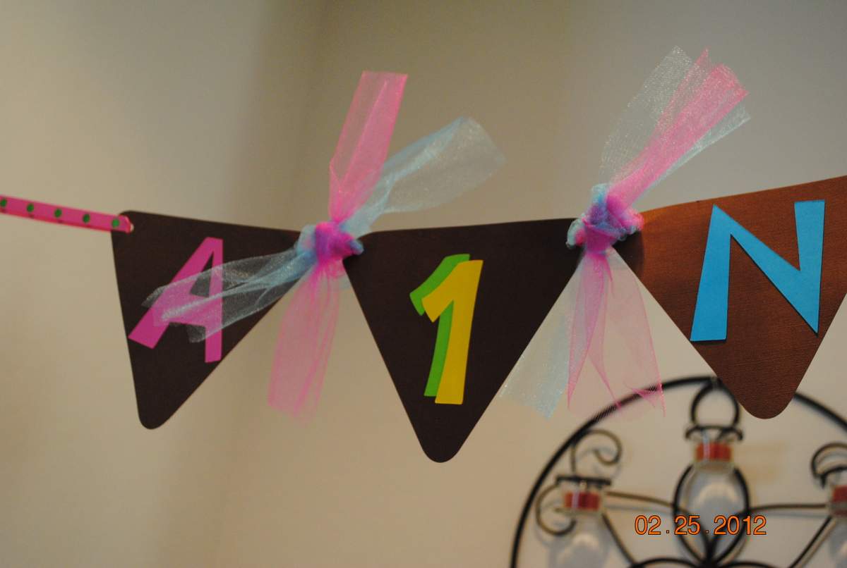 Mod Monkey Birthday Party Ideas | Photo 1 of 47 | Catch My Party