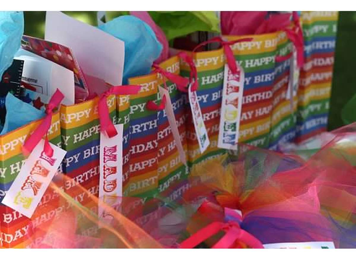 rainbow, colors Birthday Party Ideas | Photo 24 of 36 | Catch My Party