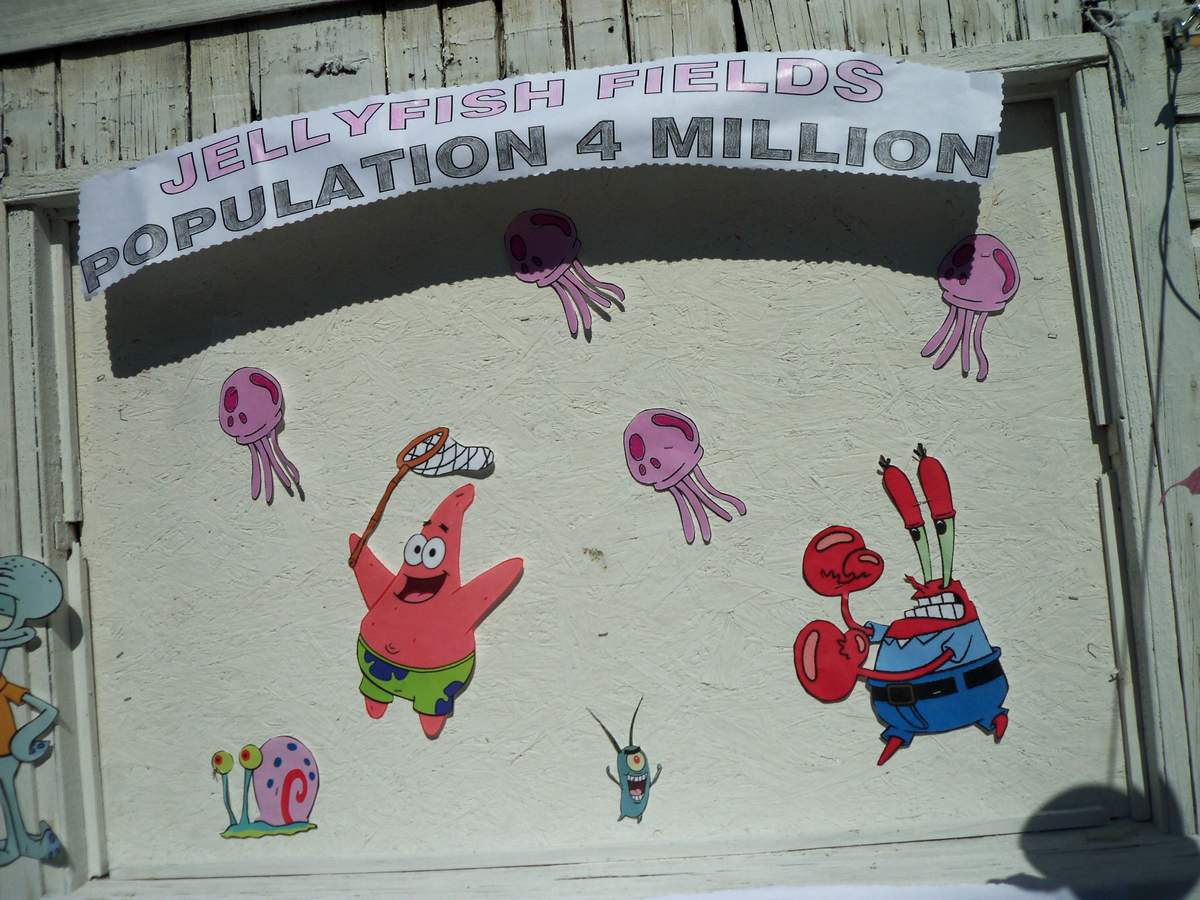 Spongebob- beach theme Birthday Party Ideas | Photo 18 of 66 | Catch My ...