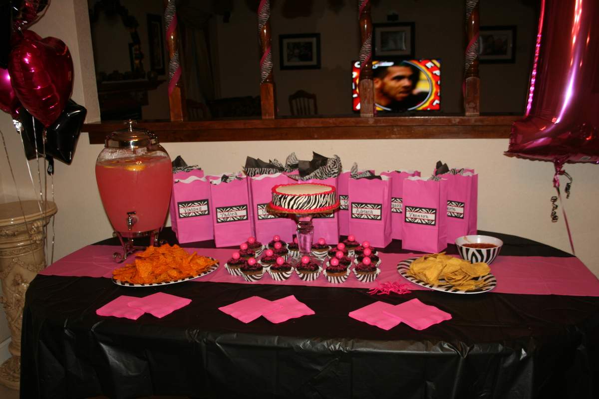 Hot pink and Zebra / Birthday "Hot Pink Slumber Party!" | Catch My Party