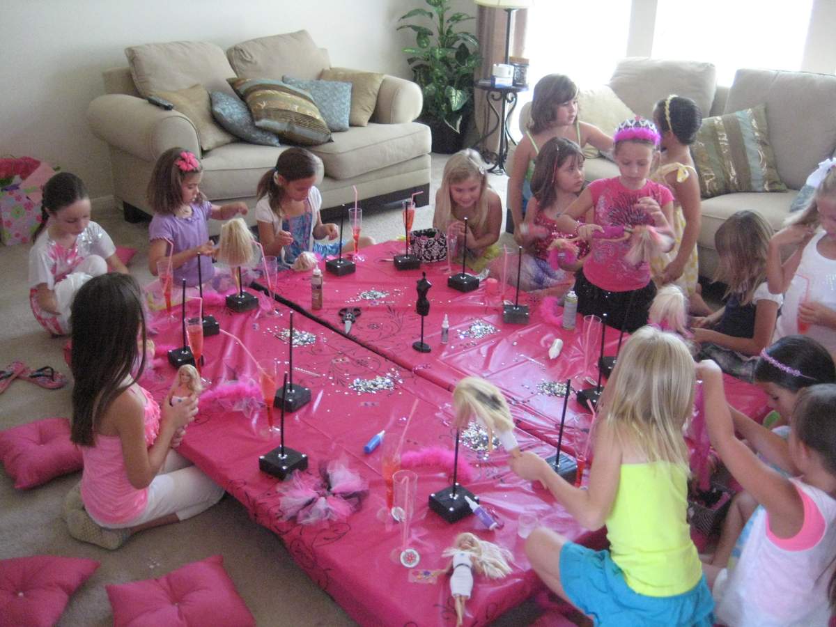 Barbie Fashion Birthday Party Ideas Photo 1 Of 11 Catch My Party Barbie Fashion Birthday Party Ideas Photo 1 Of 11 Catch My Party