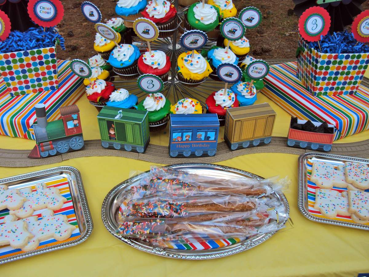 Trains Birthday Party Ideas | Photo 23 of 32 | Catch My Party