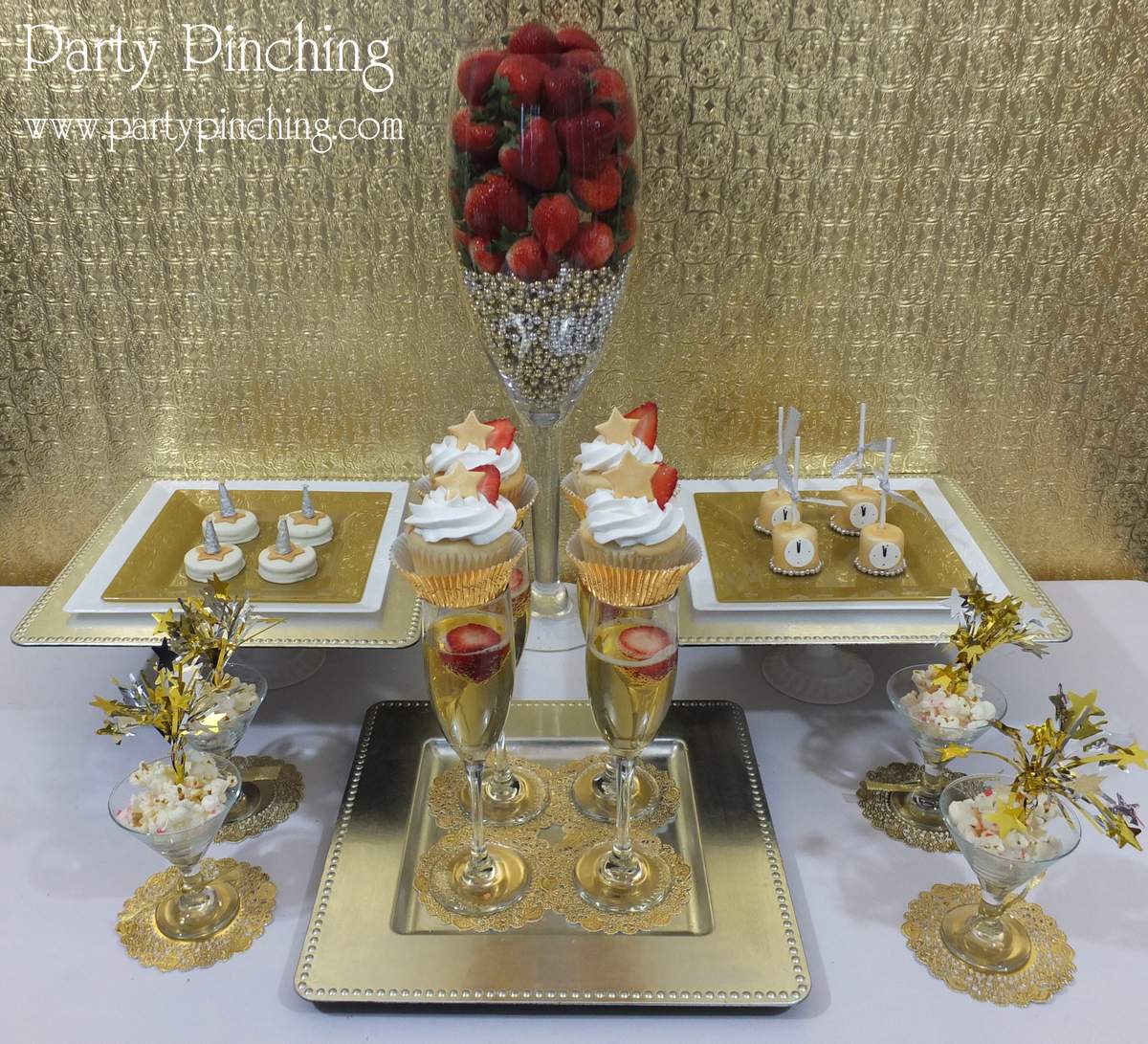 Glitter & Gold New Year's Party Ideas | Photo 3 of 14 | Catch My Party