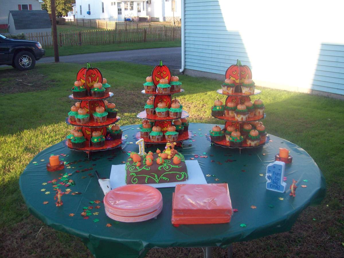 first birthday/ tigger Birthday Party Ideas | Photo 43 of 53 | Catch My ...