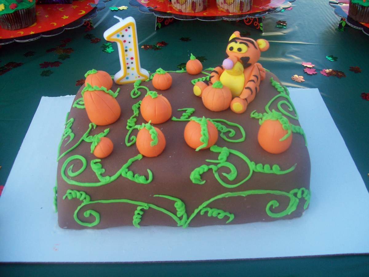 first birthday/ tigger Birthday Party Ideas | Photo 1 of 53 | Catch My ...