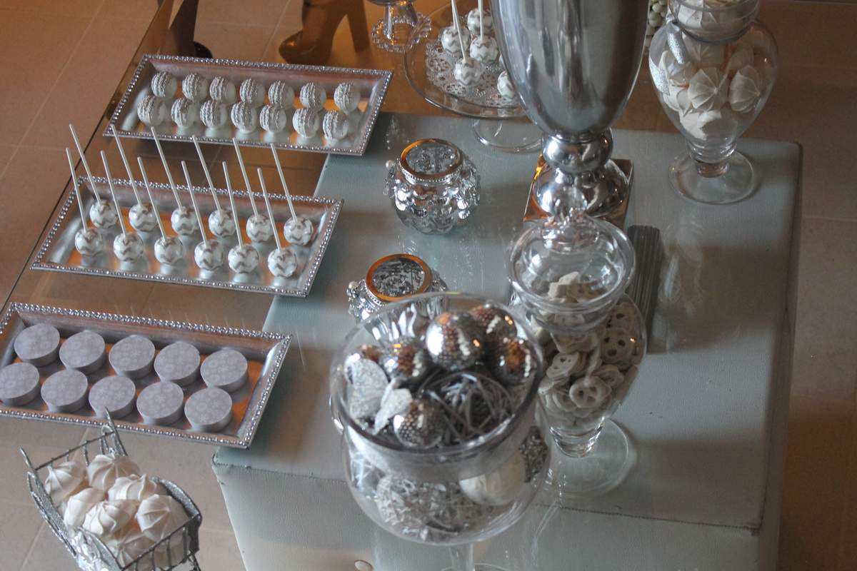 Silver & White Birthday Party Ideas | Photo 19 of 24 | Catch My Party