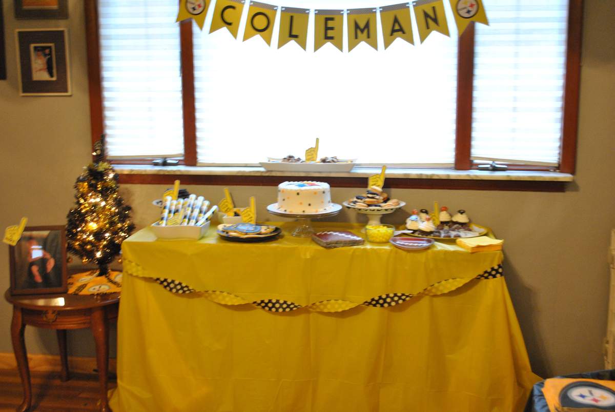Steelers/Football, Pittsburgh Birthday Party Ideas | Photo 2 of 36 ...