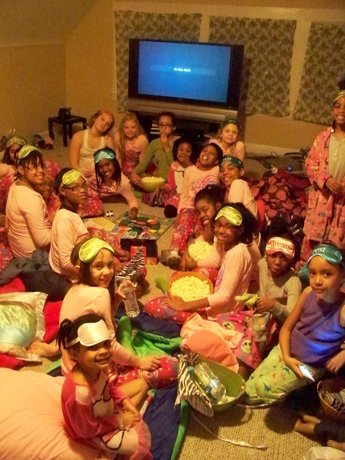 Spa + Sleepover Birthday Party Ideas | Photo 3 of 19 | Catch My Party