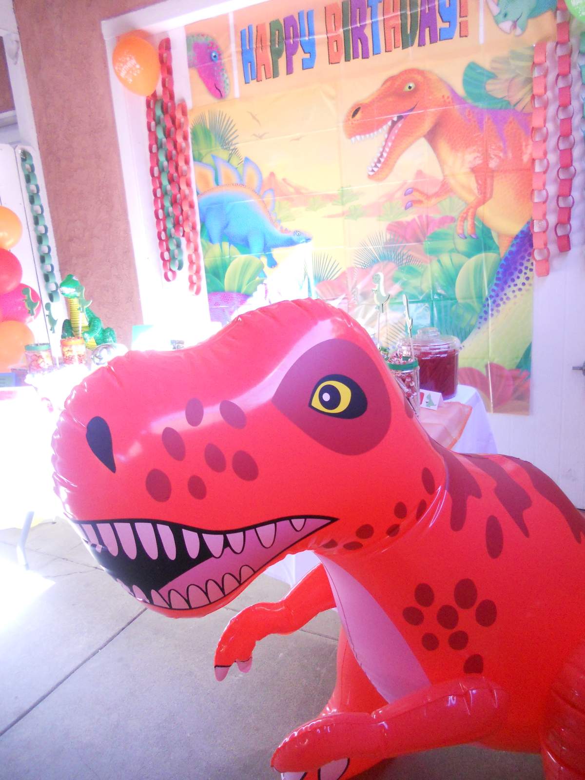Dinosaurs Birthday Party Ideas | Photo 10 of 37 | Catch My Party