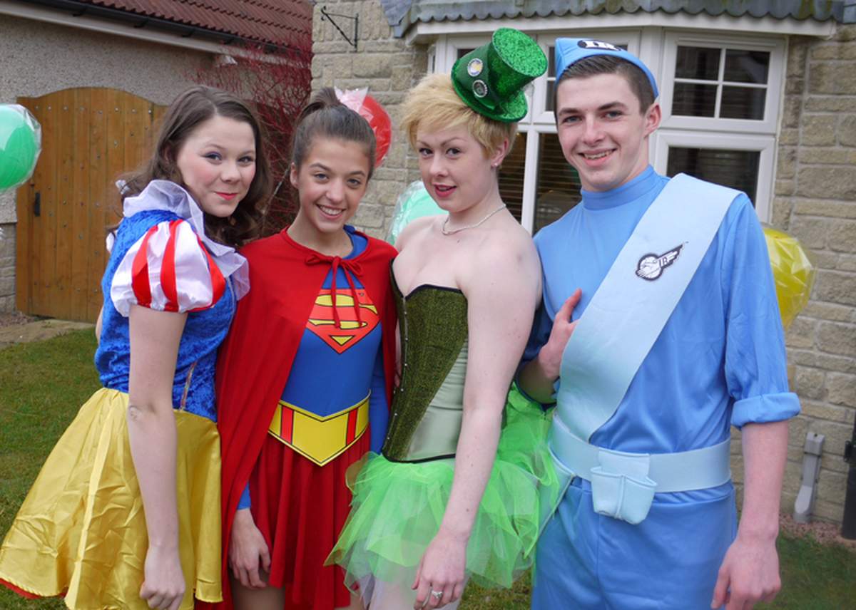Fancy dress - come as someone famous! Birthday Party Ideas | Photo 1 of ...