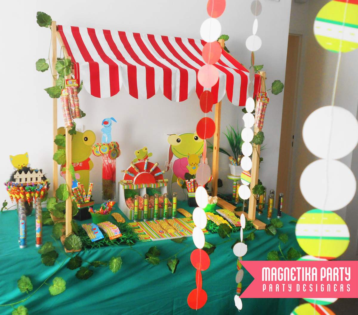 Sapo Pepe Birthday Party Ideas | Photo 20 of 38 | Catch My Party