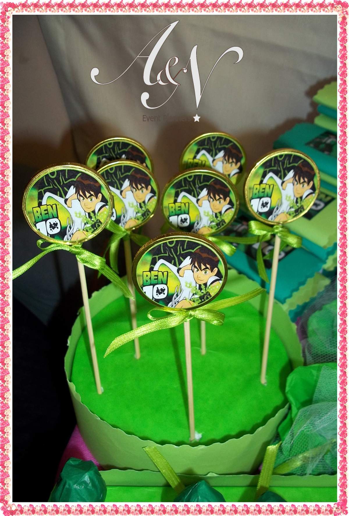 CANDY BAR BARBY & BEN 10 Birthday Party Ideas | Photo 9 of 19 | Catch ...