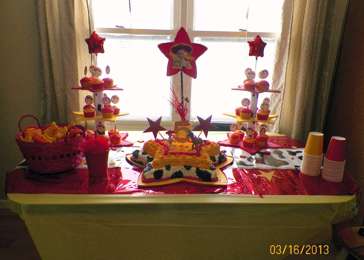 Jessie and Bullseye Party Birthday Party Ideas | Photo 14 of 14 | Catch ...