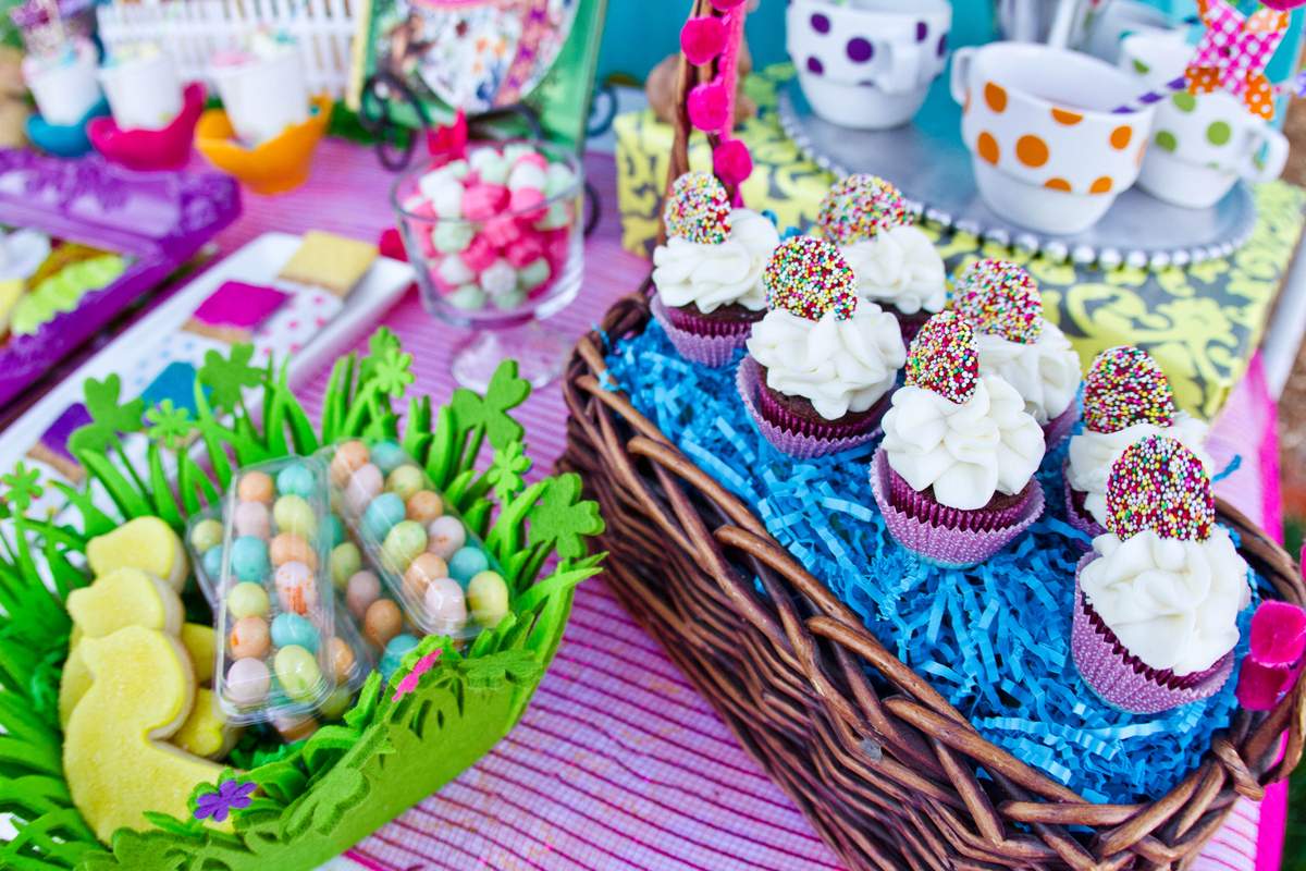 Easter Stylized Shoot Easter Party Ideas | Photo 1 of 49 | Catch My Party