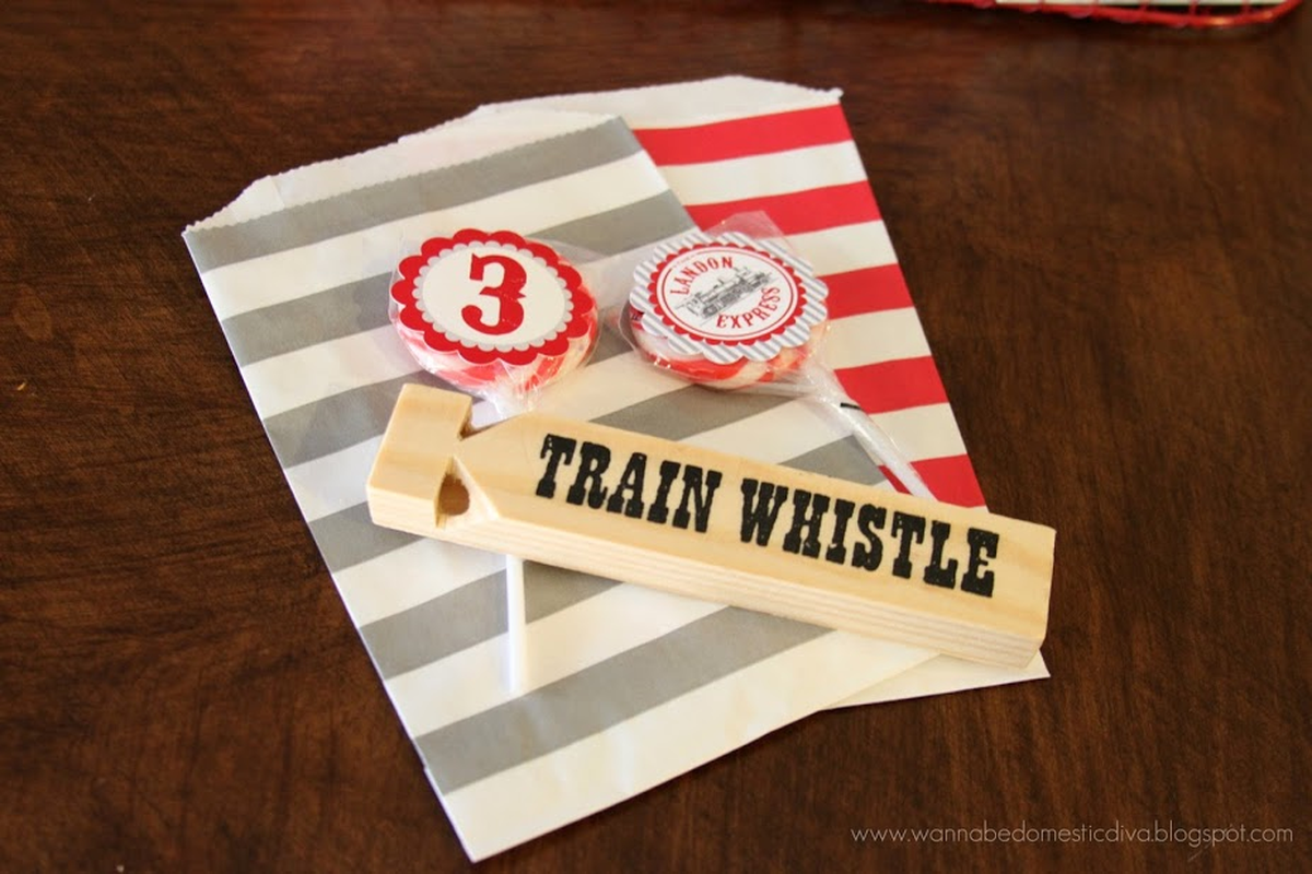 Vintage Train Party Birthday Party Ideas | Photo 8 of 11 | Catch My Party