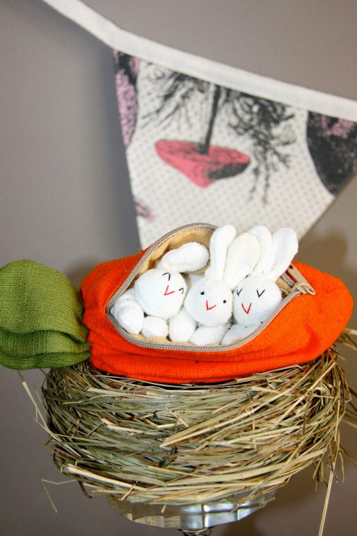 Bunnies!! / Easter "Easter Get Together" | Catch My Party