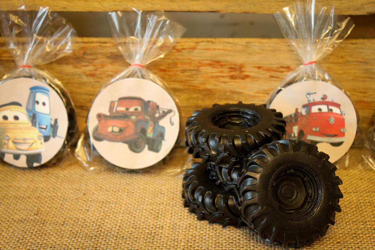 Vintage Radiator Springs Birthday Party Birthday Party Ideas | Photo 32 ...